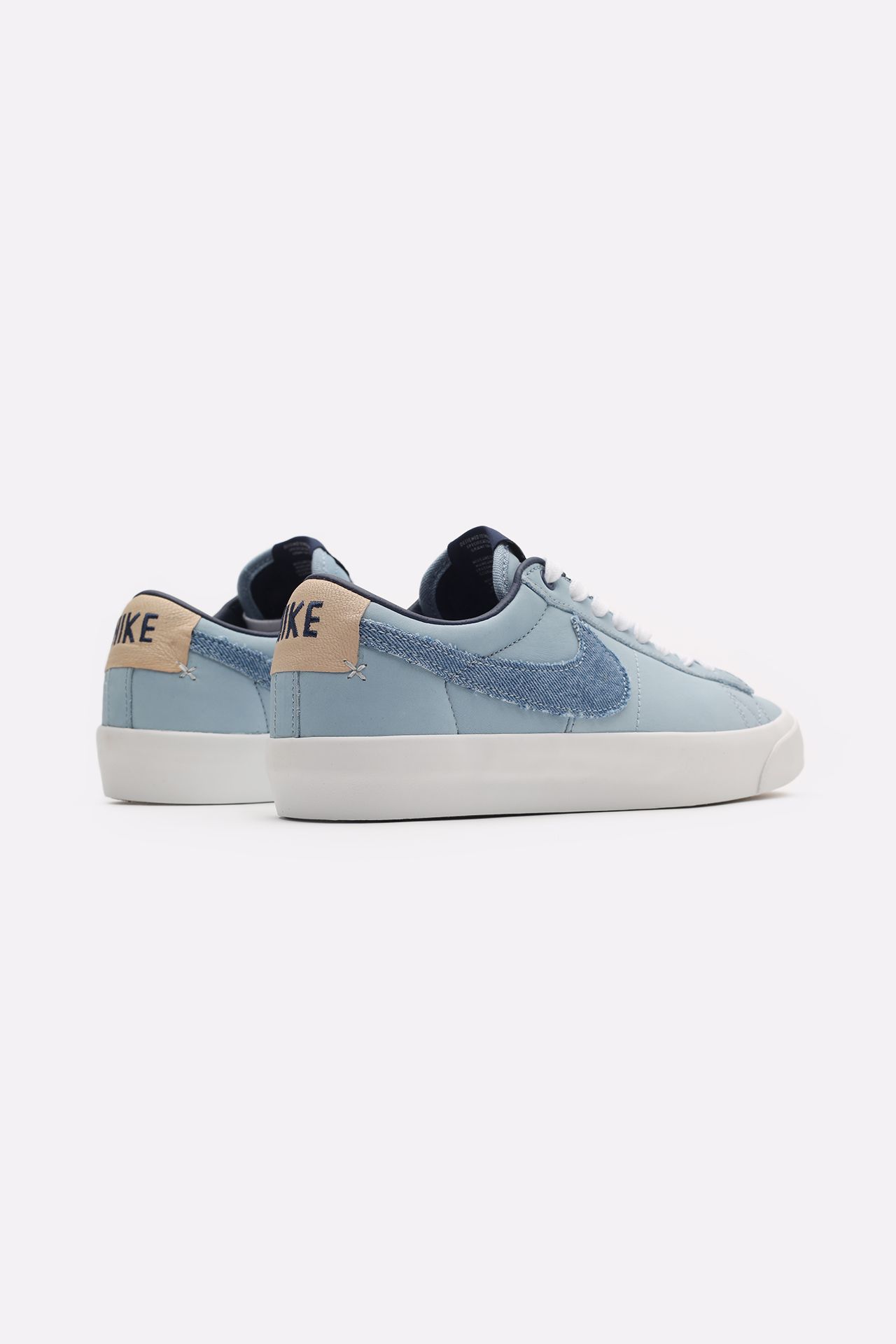 Мужские кроссовки Nike SB Zoom Blazer Low Pro GT PRM (DM8890-100 ...