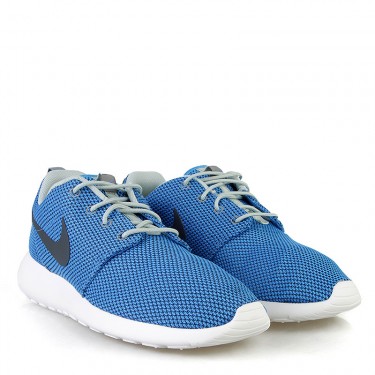 Купить мужские кроссовки RosheRun от Nike (511881-403) по цене 4190 рублей
