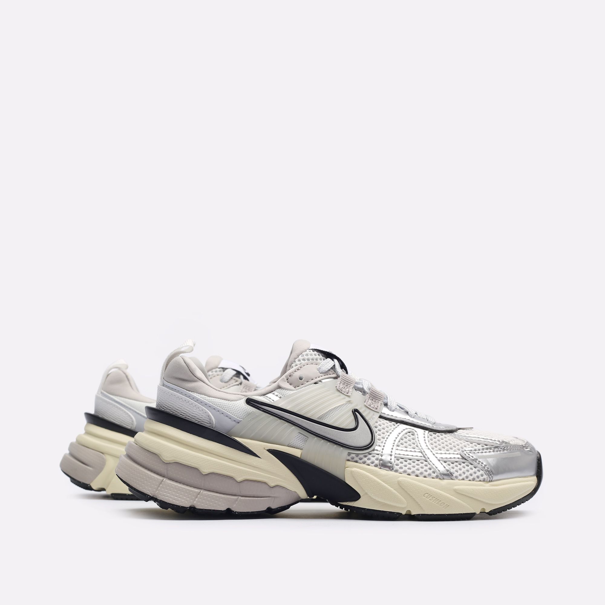 Женские кроссовки Nike WMNS V2K Run (FD0736-100) - купить оригинал в ...